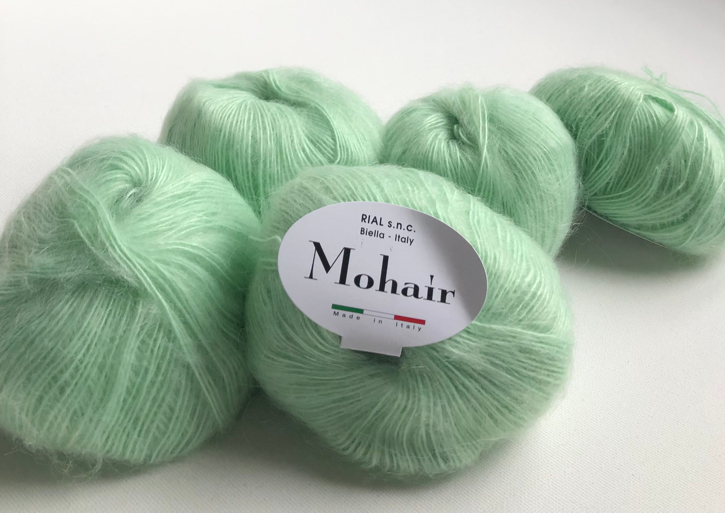 Emerald Green Yarn, Thick Green Mohair, Green Fluffy Mohair Yarn - Etsy
