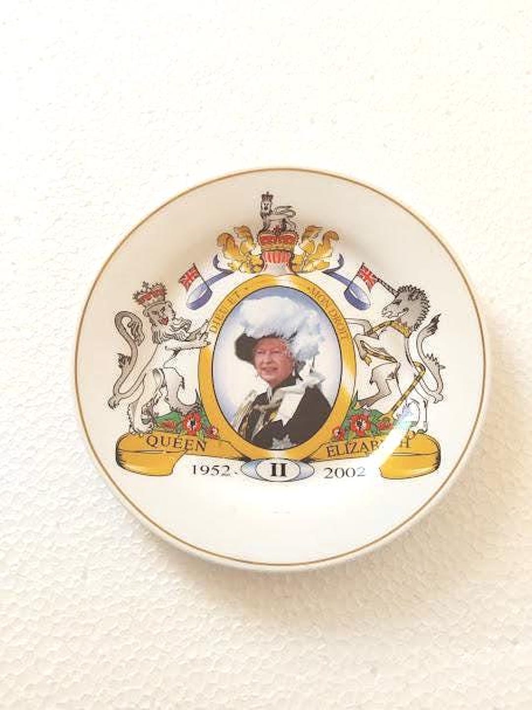 Queen Elizabeth II 1952, 2002, Commemorative Porcelain, Elizabeth Wall ...