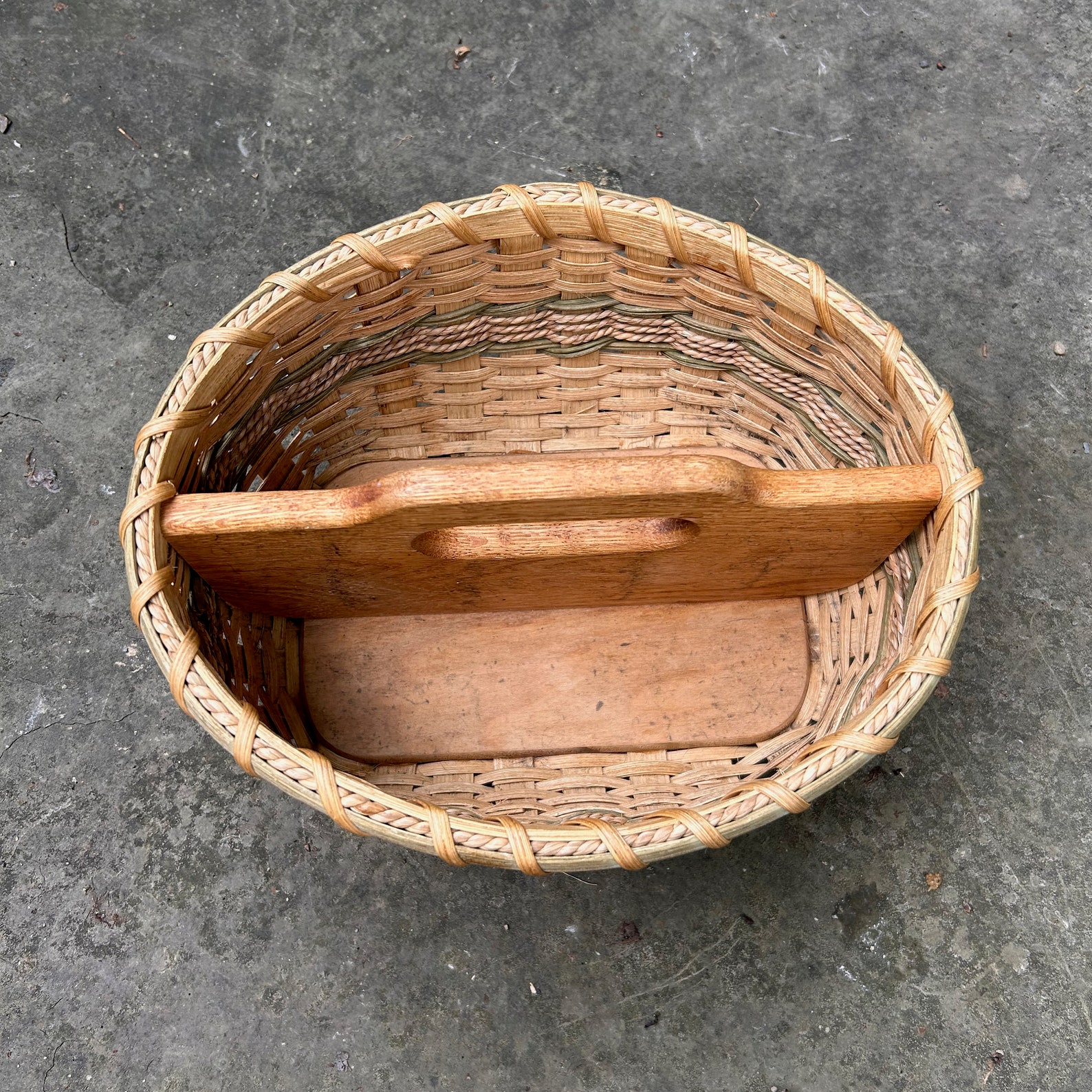 Artisan Basket Caddy With Wooden Handle and Bottom Signed Hand Made ...