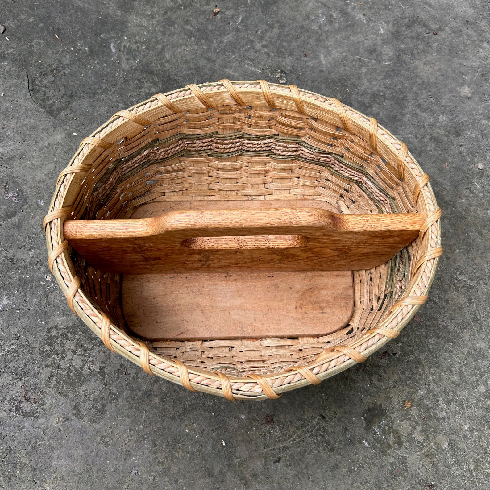 Artisan Basket Caddy With Wooden Handle and Bottom Signed Hand Made ...
