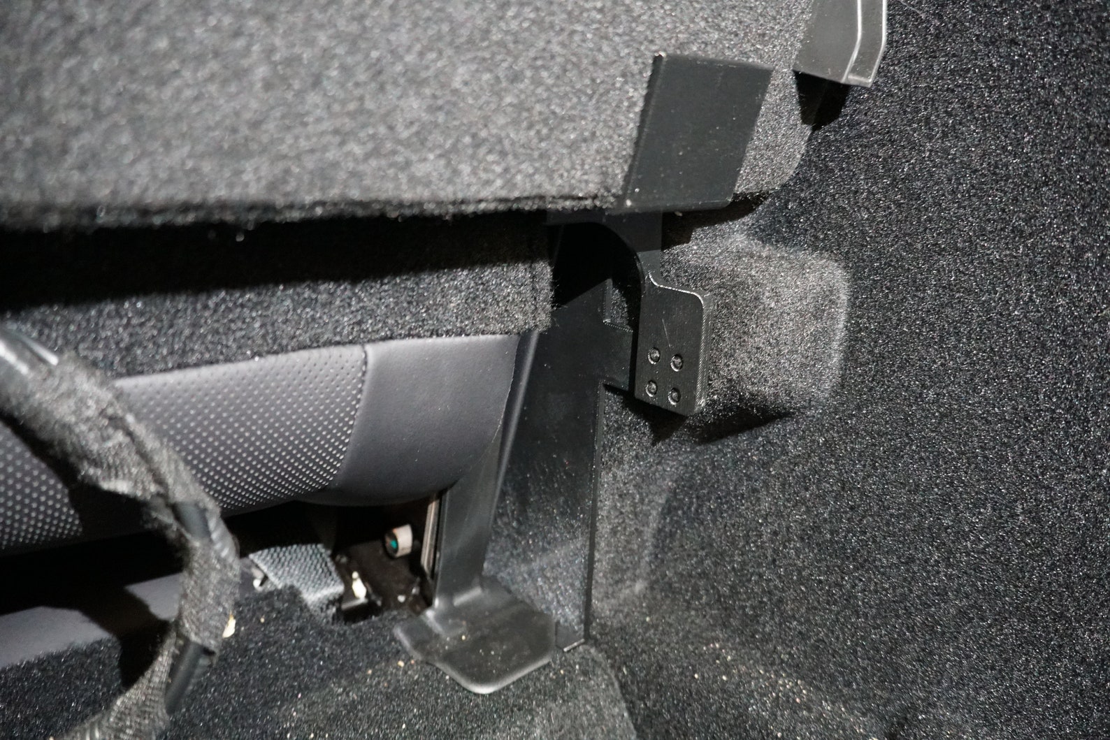 Tesla Model X Cargo Cover Hinge Improved 01/01/25 - Etsy