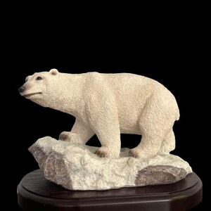 Smiling Polar Bear Statue-walking on Ice Bear Figurine-alaska Wild Life ...