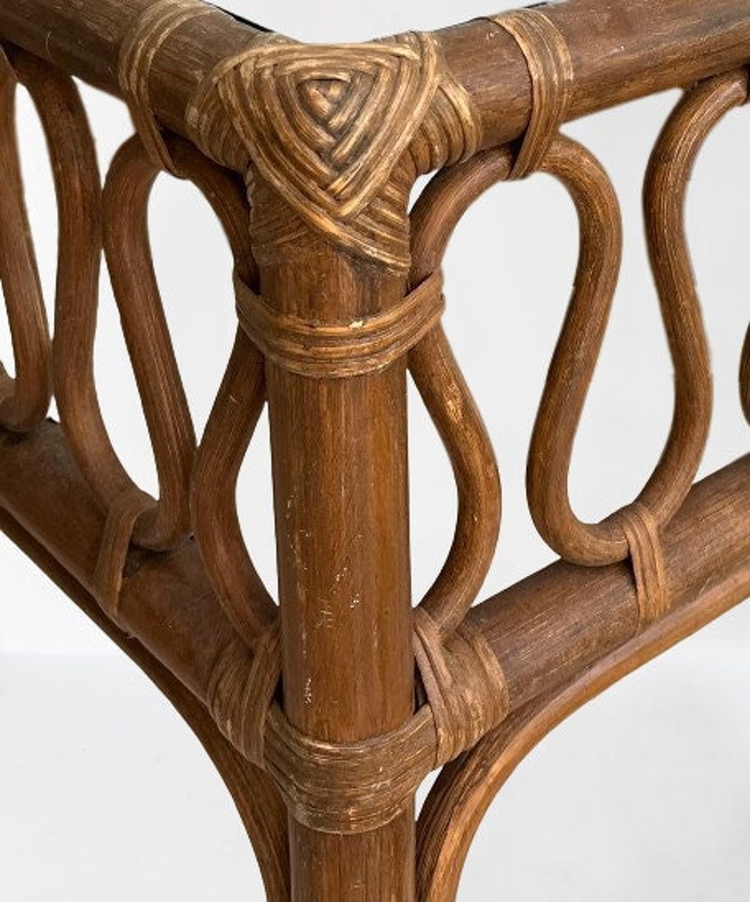 Amazing Rattan Table Base-drink,cocktail,coffee,tea,martini Table-vtg ...