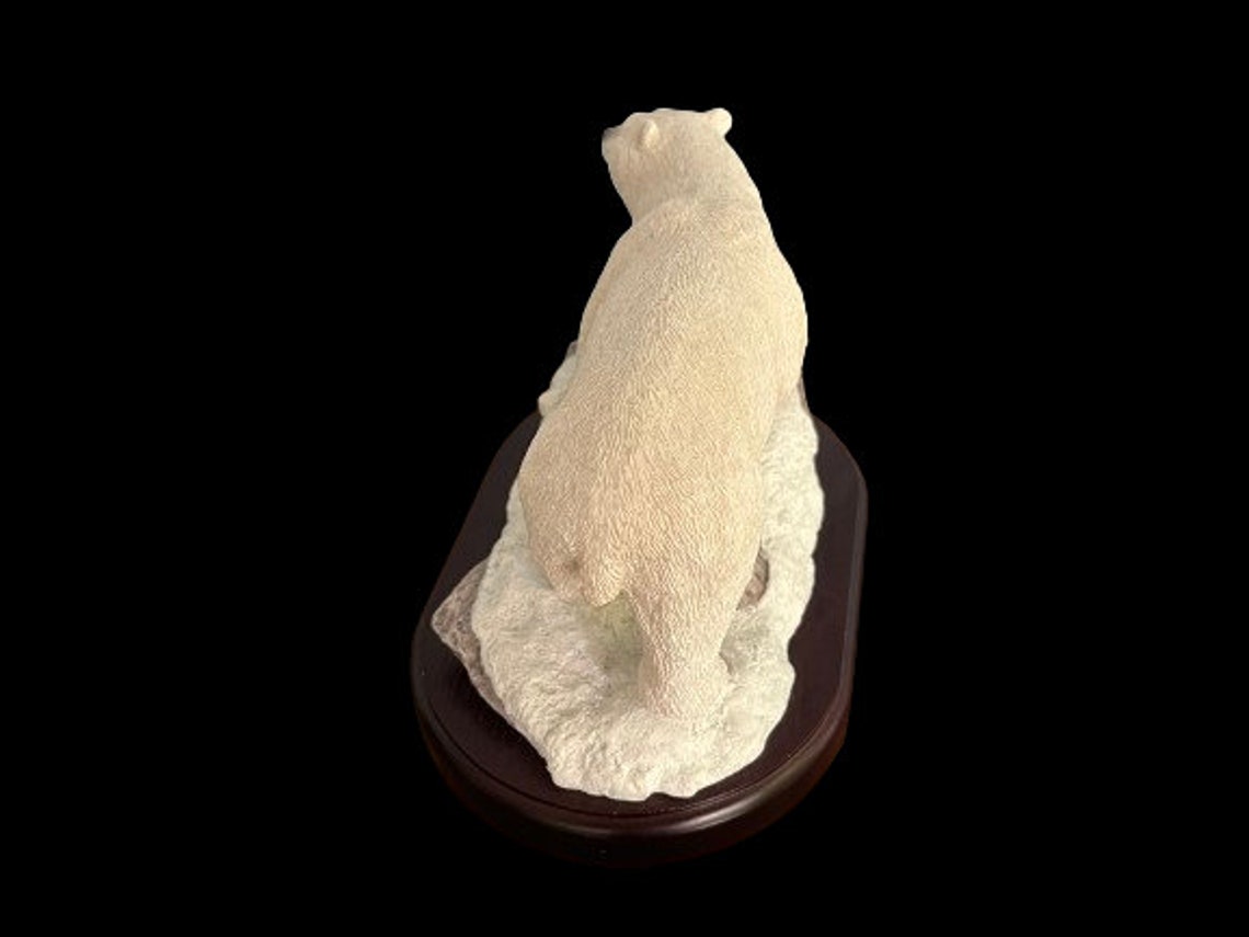Smiling Polar Bear Statue-walking on Ice Bear Figurine-alaska Wild Life ...