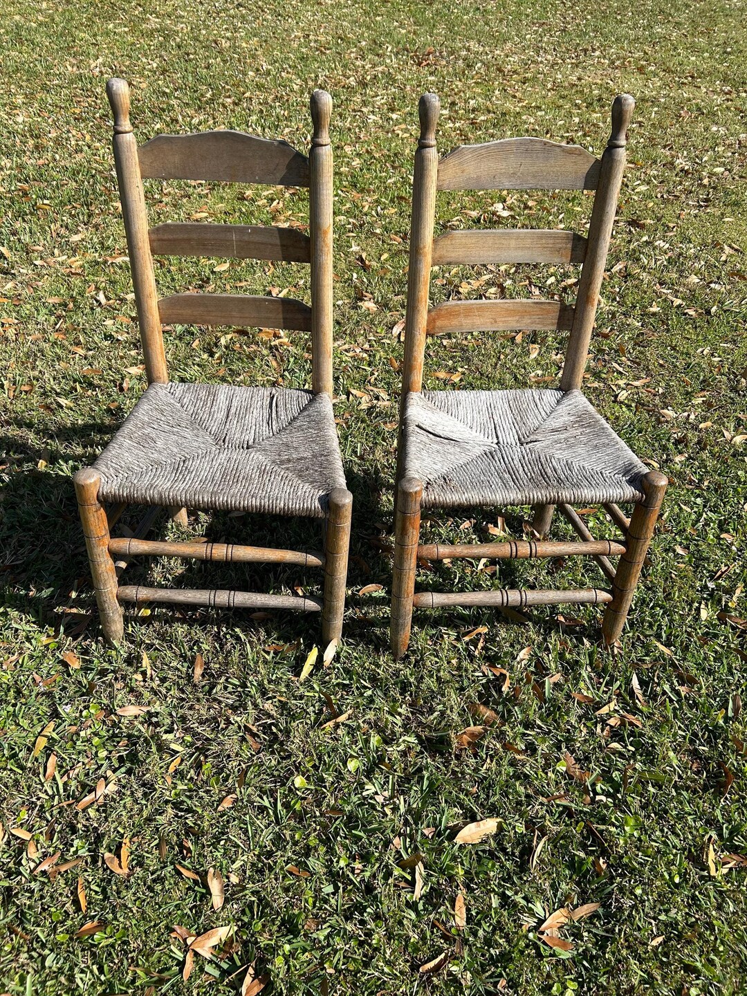 Antique Pair Ladder Back Chairs W/ Rush Seats- High Back Oak Dining ...