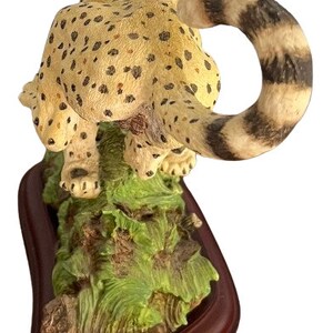 Realistic Cheetah Statue Leaping off Jungle-lifelike Leopard Figurine ...