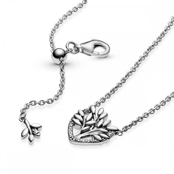 Pandora family necklace store