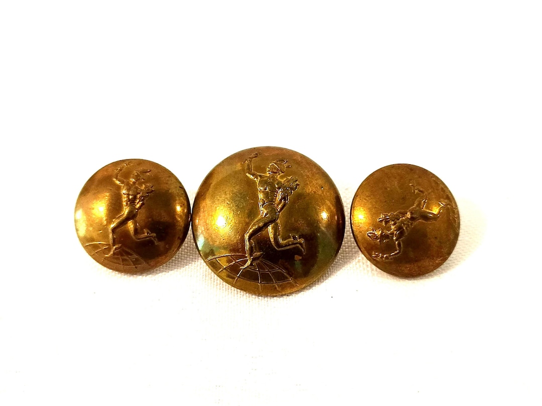 3 Royal Canadian Corps of Signals Uniform Buttons - Canadian Army ...