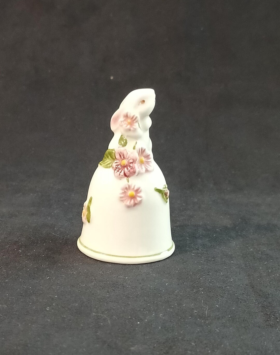 8.2 Cm Avon Bunny Rabbit Bell Pink Flowers 1986 Easter Bunny Bell. Made ...