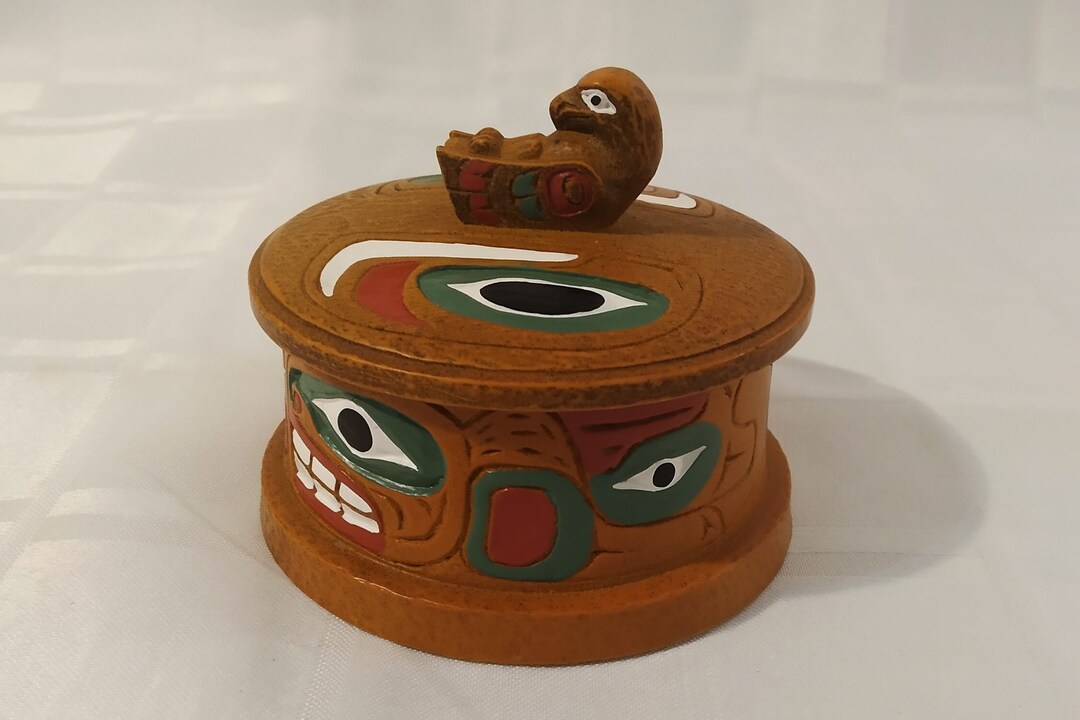 BOMA Carved Round Trinket Box With Composite Resin Lid Totem - Etsy