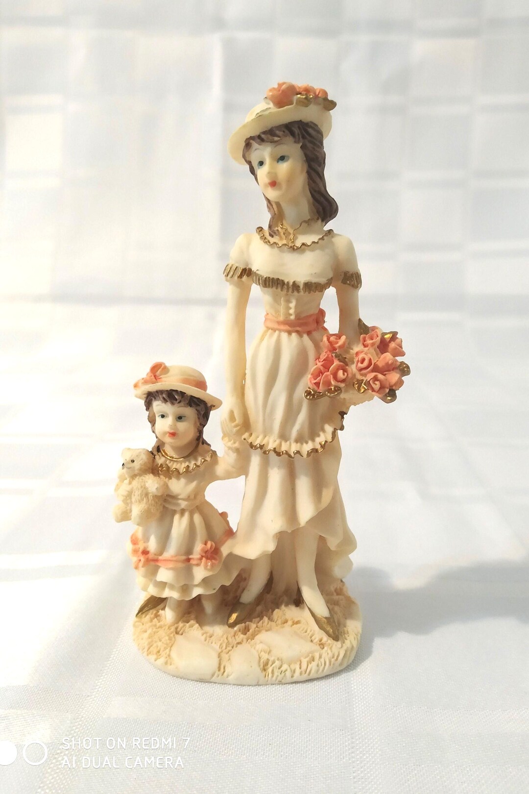 13 Cm Victorian Mother & Child Figurine High Detail, Pink Flowers Hand ...