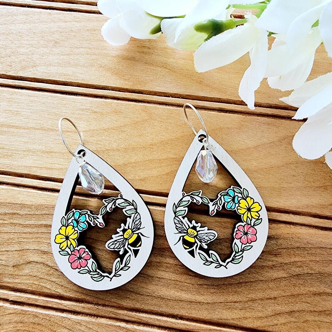 Bee Earrings Svg, Laser Cut Svg, Earring File, Instant DIGITAL DOWNLOAD ...