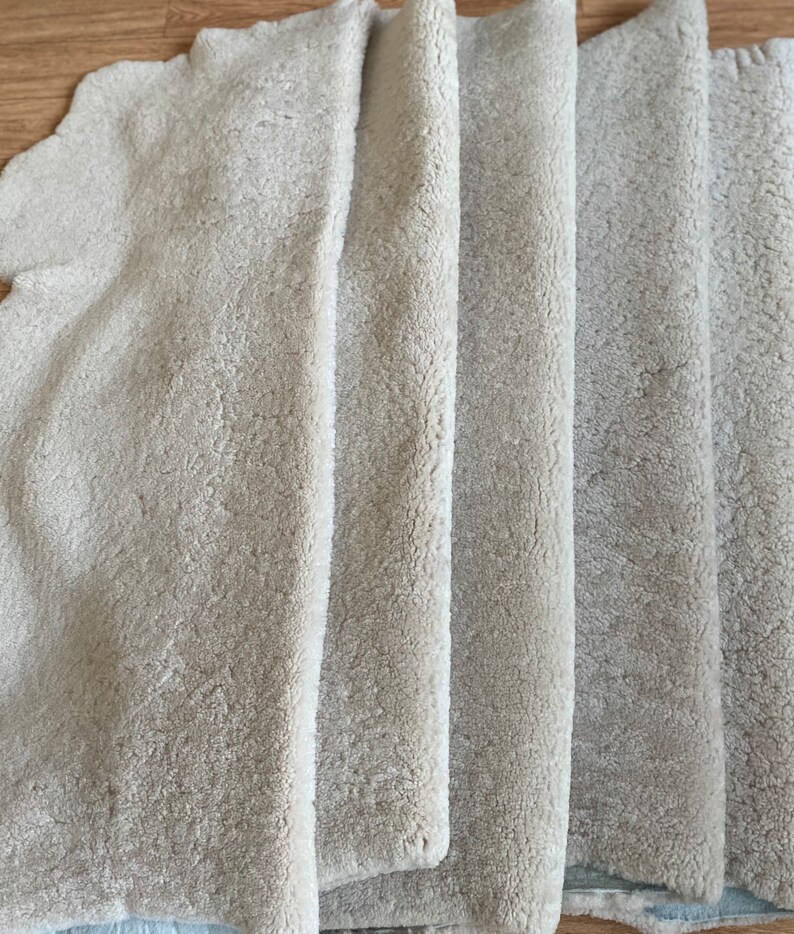 Genuine Sheepskin, Upholstery Leather, Fur Floor Rug, off White Color ...