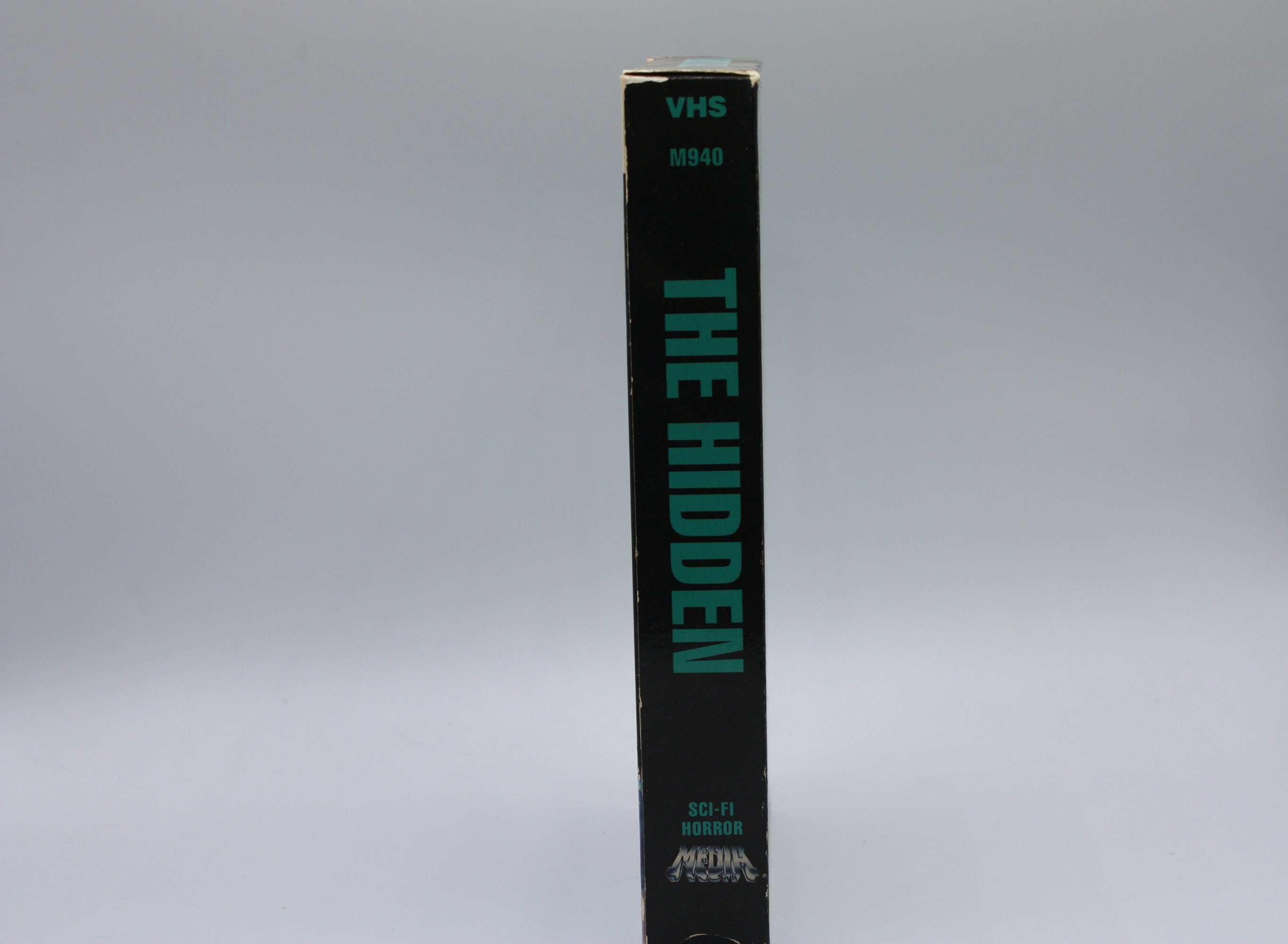 The Hidden, VHS Videotape, Warner Home Video, WB, Kevin Costner, Clint Eastwood, Laura Dern ...