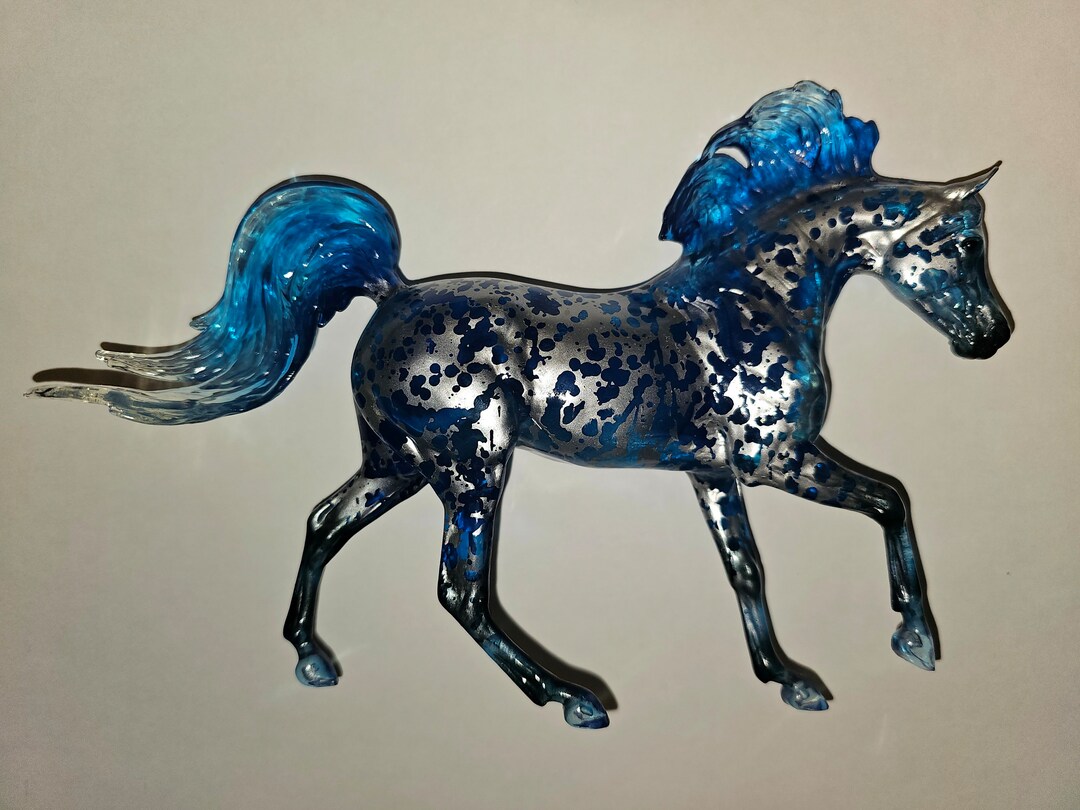 Breyer high Tide Decorator Model Classic Size - Etsy