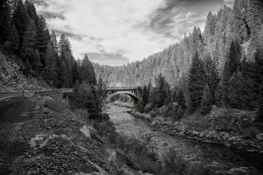 Beautiful Black and White Historical Stone Rainbow Bridge Oversized ...