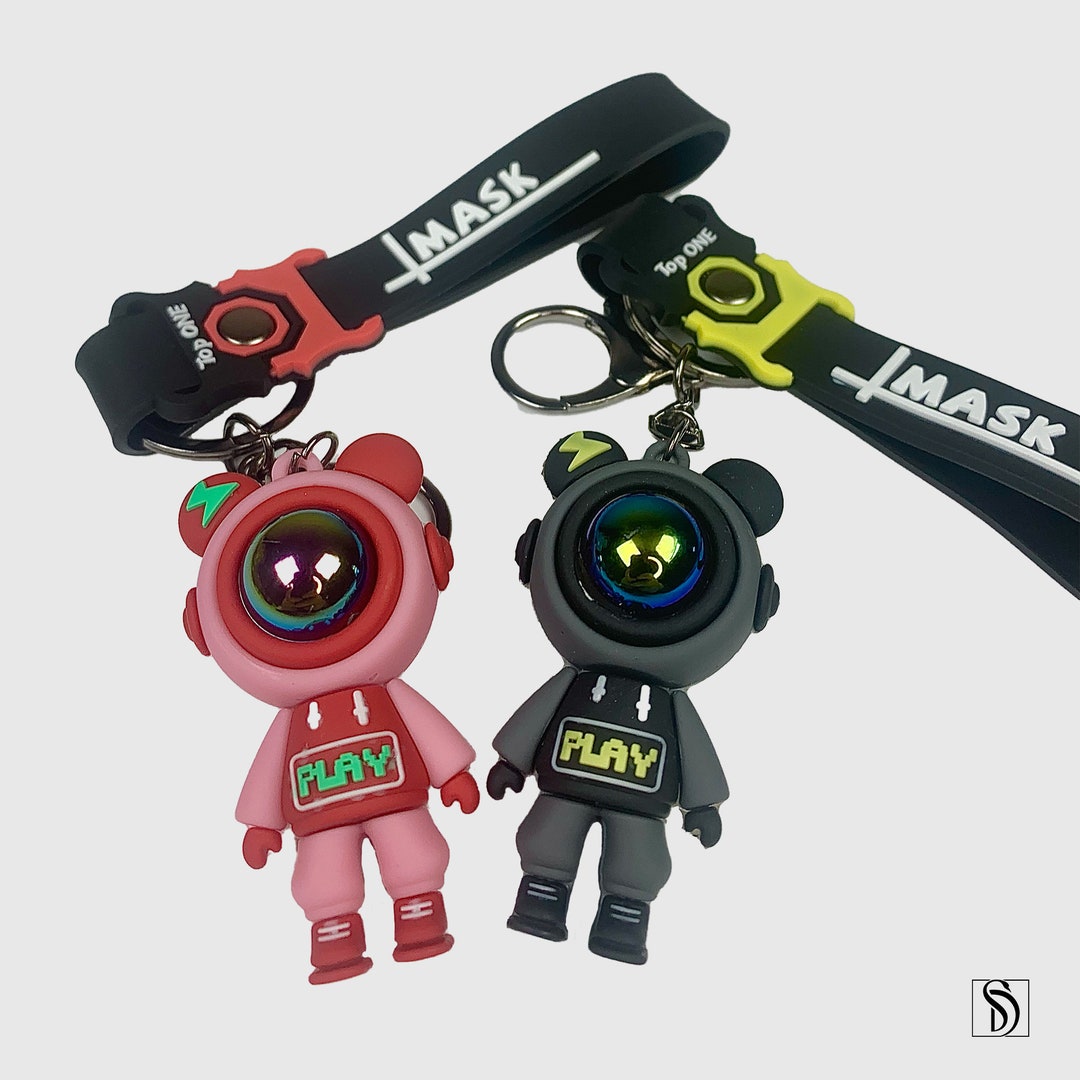 Mini Astronaut Keychain, Premium Space Astronaut Keyring Accessories ...