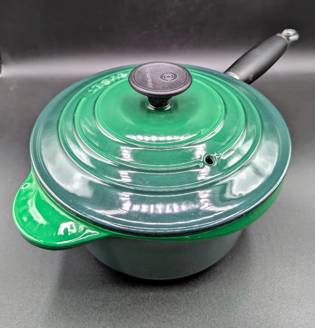 Le Creuset Artichaut Green Color Enamel Saucepan With Lid Phenolic ...