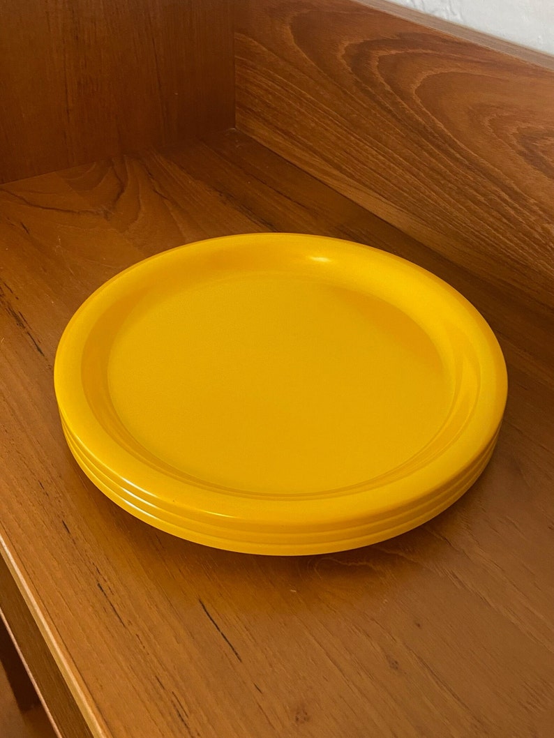 Ingrid Melamine Plates From the 1970s - Etsy