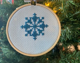 Handmade Snowflake CHRISTMAS Tree Decoration/ornament in Light Blue ...