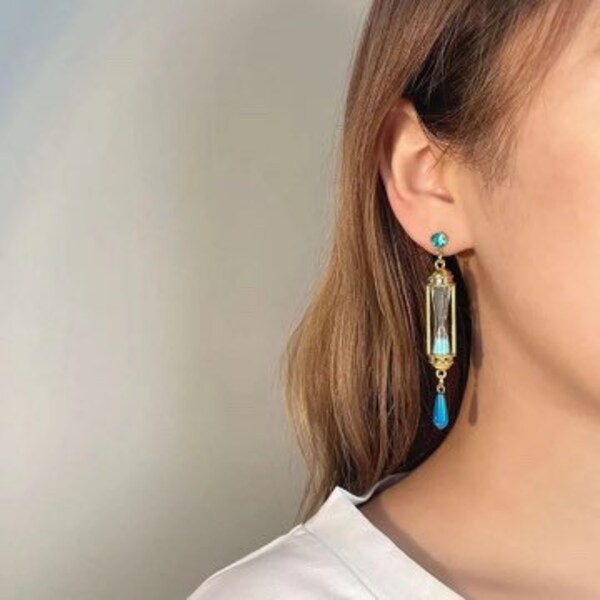 Vanitas Earrings - Etsy