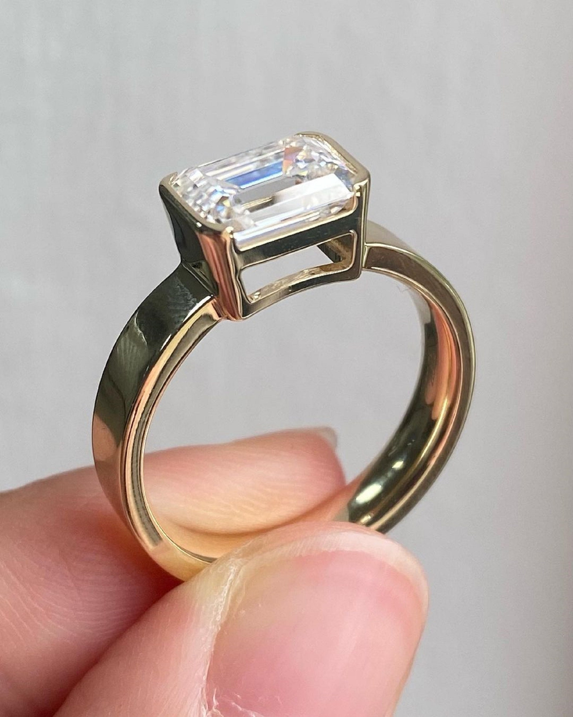 Elegant 1.0 CT Emerald Cut Engagement Ringhalf Bezel Set - Etsy