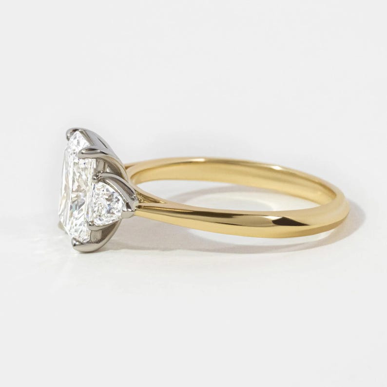 Buy Art Deco 3.20 TC Crushed Ice Radiant Cut Moissanite Trilogy ...