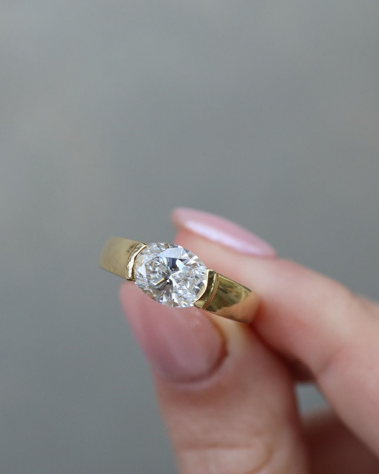 East-west Oval Cut Half Bezel Set Ring,1.75 CT Oval Cut Rubover ...