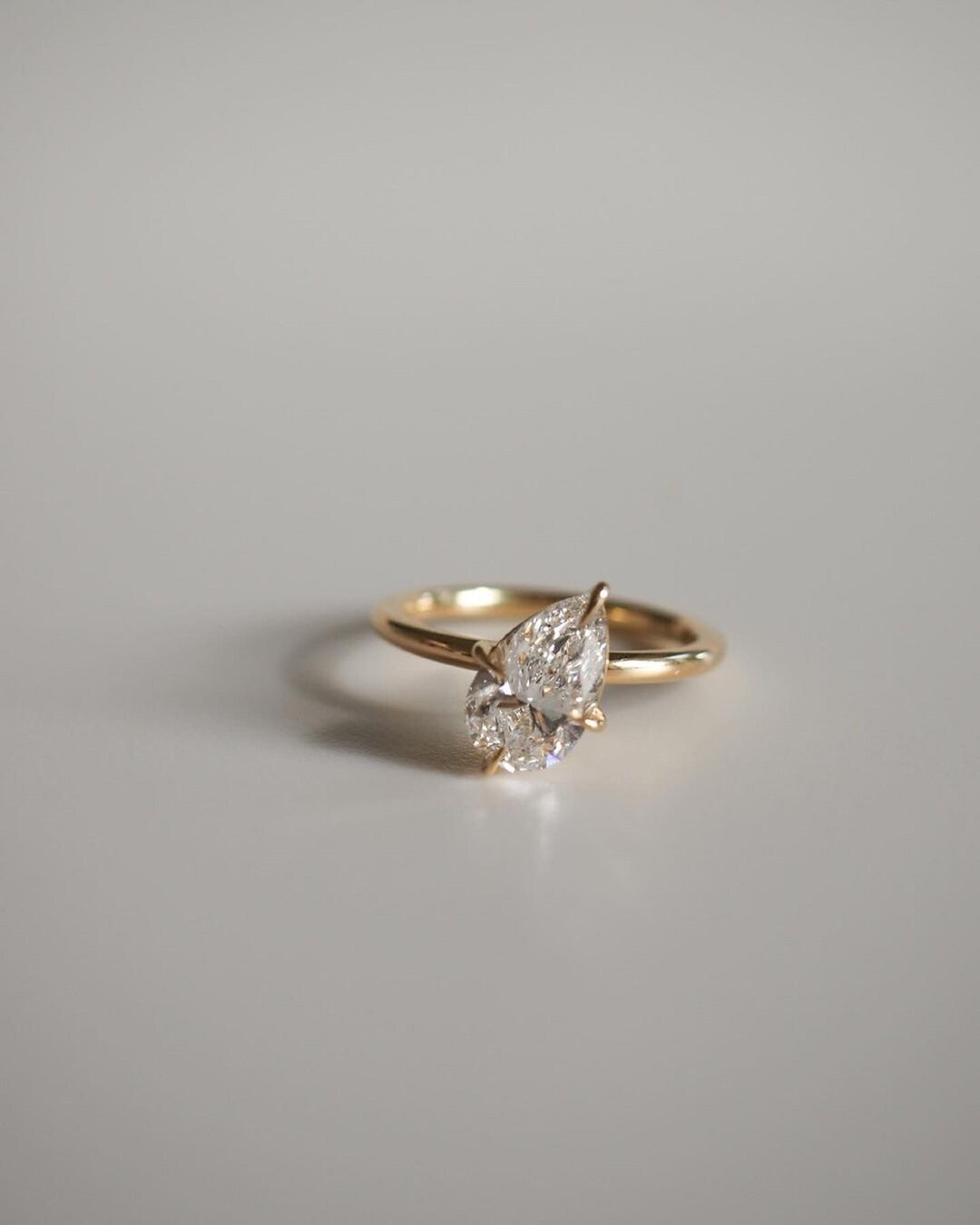 Vintage 7x10 MM Teardrop Pear Cut Moissanite Solitaire,classic Compass ...