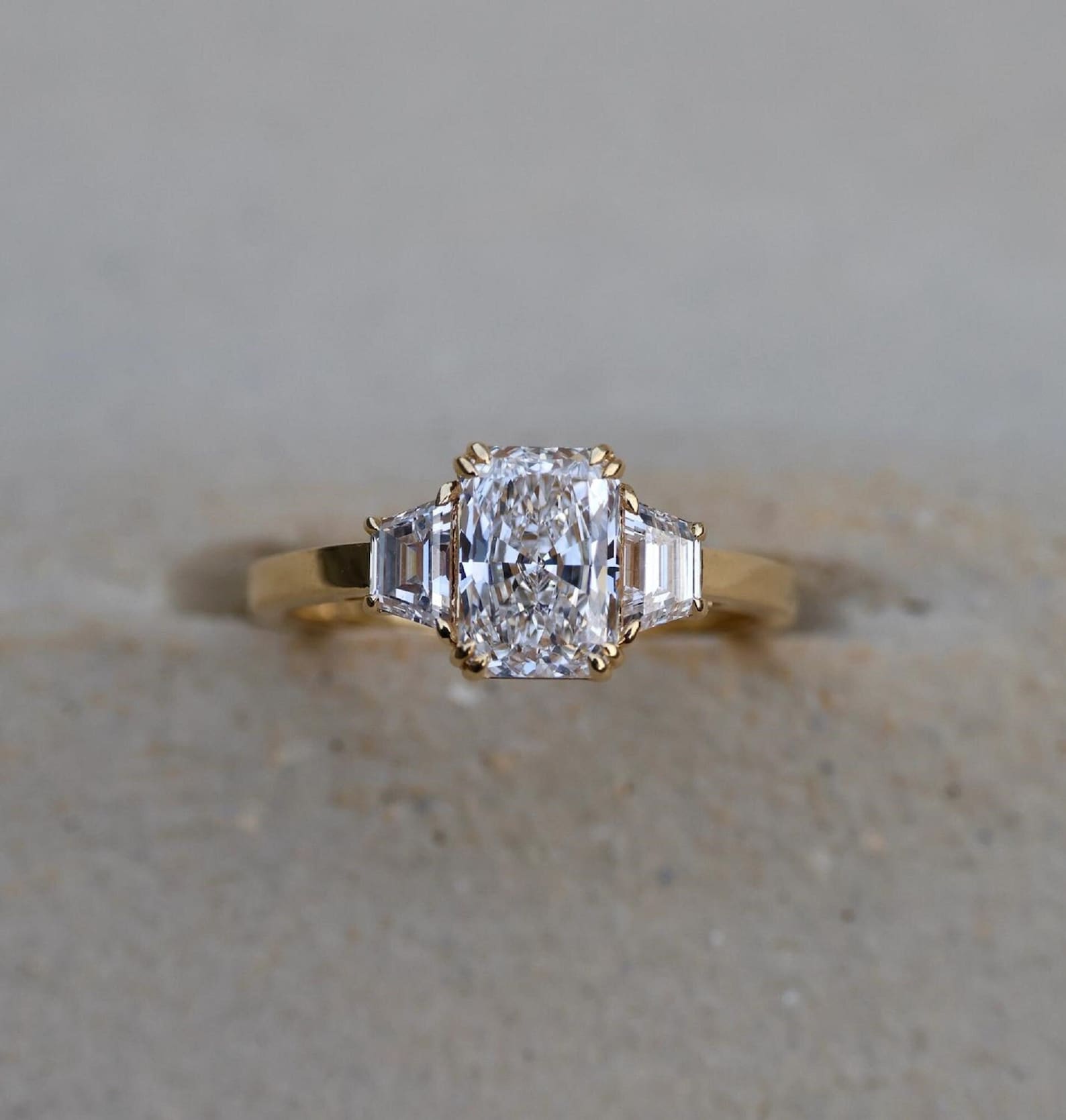 2 TC Elongated Radiant Cut Trilogy,14k Solid Yellow Gold,trapezoid Cut ...