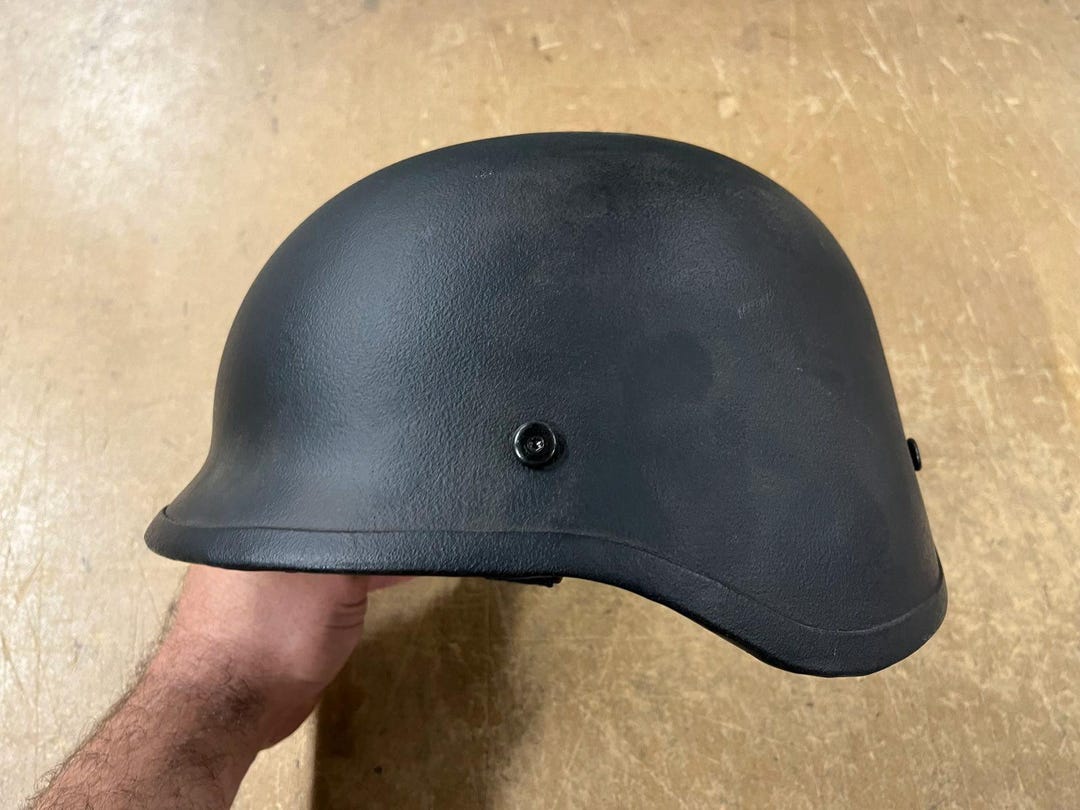 Original British Police M.L.A. Commando SC650 Helmet Protection Level ...