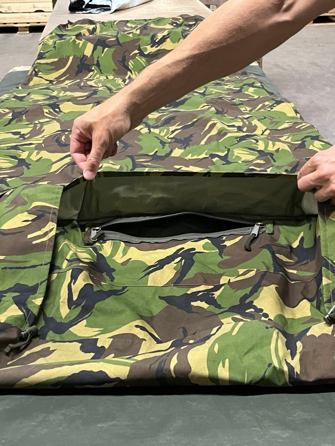 FEUCHTER Double Support Arch Bivy Cover Bag Waterproof Woodland Size L ...