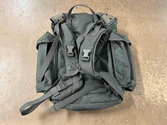 Genuine Dutch Army 35L Daypack Olive Wittock Industry - Gem