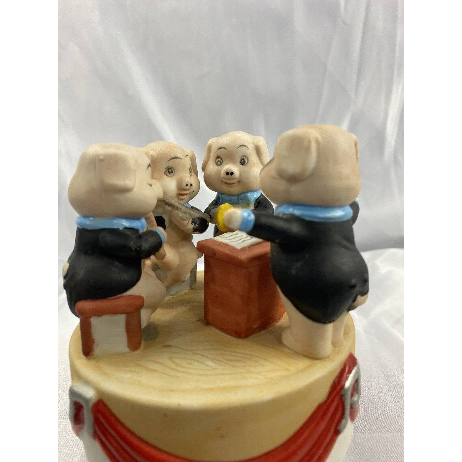Vintage MSR Music Box 4 Pigs rotates ,plays Whos Afraid of the Big Bad ...
