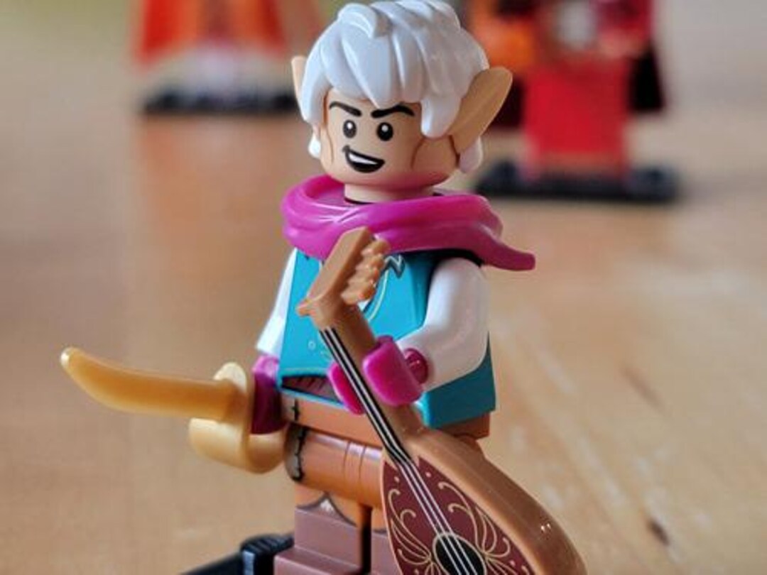 Elf Bard LEGO Minifigure Dungeons and Dragons 71047 - Etsy
