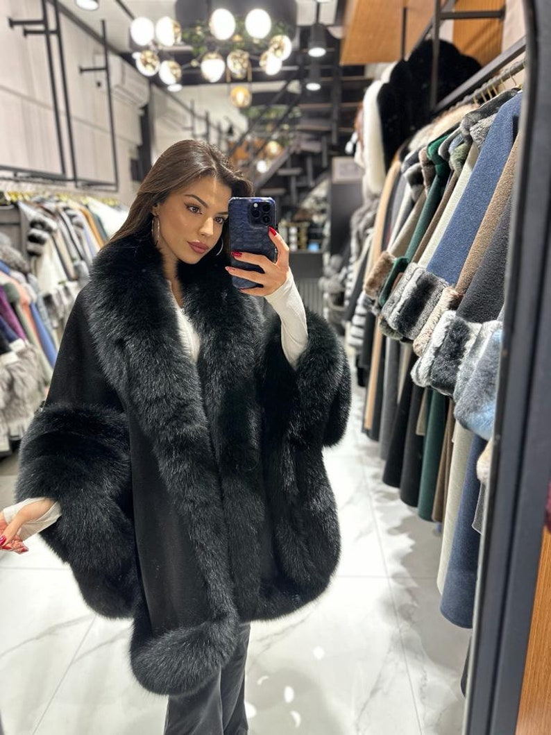 Real Fox Fur Cape Model/ One Size Fits All / Black Colour Stylish ...