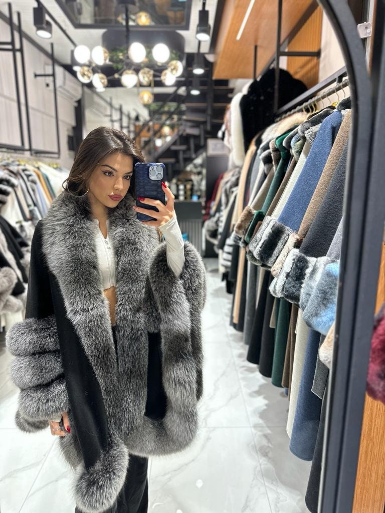 Real Fox Fur Cape Model/ One Size Fits All / Black Colour Stylish ...