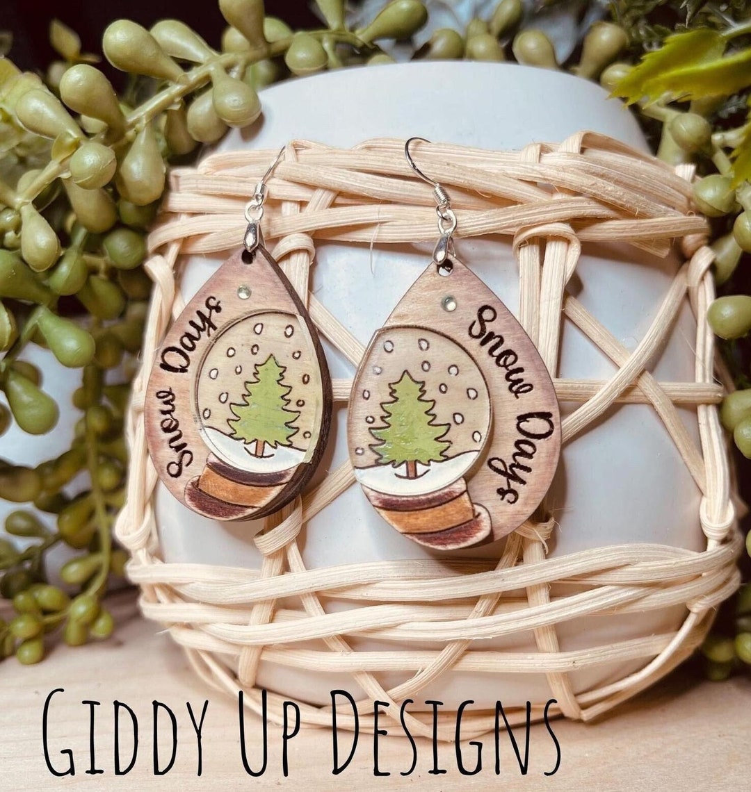 Snow Globe Earring SVG File: Winter Christmas Design (glowforge) - Etsy