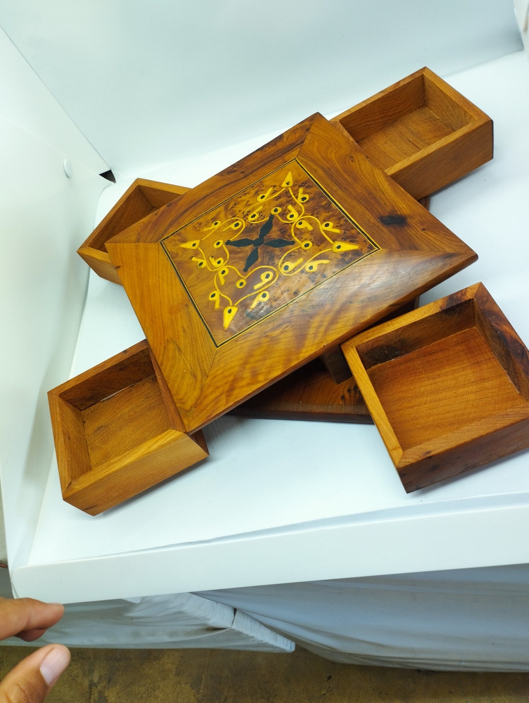 Secret Opening Wooden Jewelry Box, Secret Opening Thuya Wood Jewellery ...