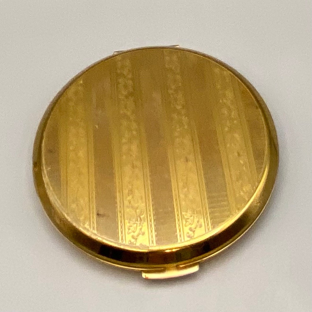 Vintage 1960s 1970s Stratton Powder Compact Gold Leaf Striped Design ...