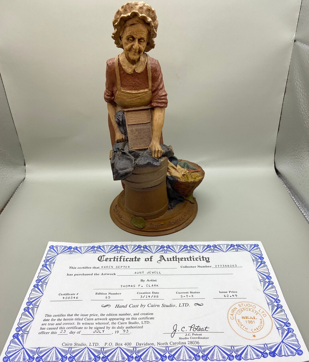 Aunt Jewell, Tom Clark Gnomes, Cairn Studio - Etsy