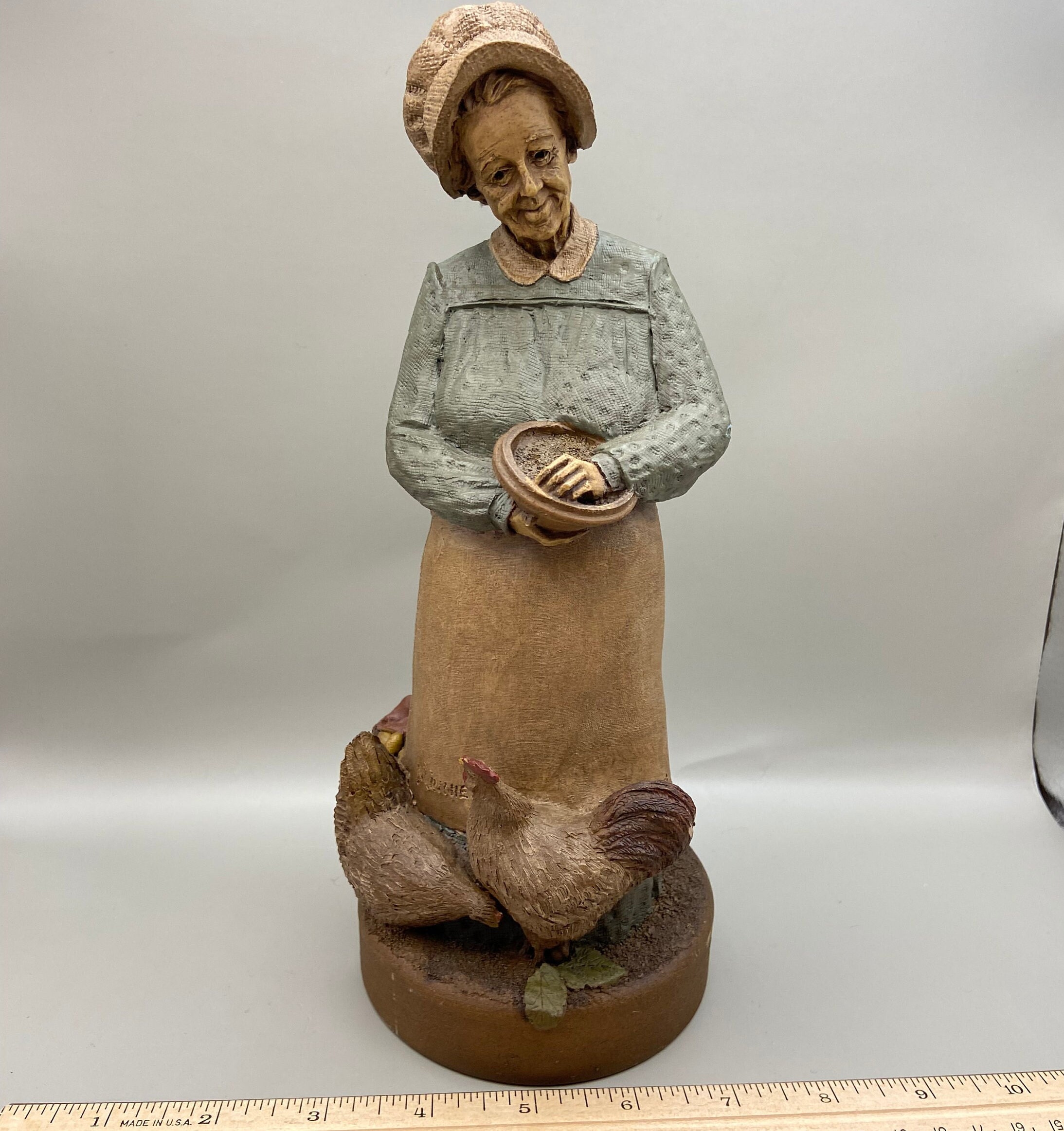 Minnie, Feeding Her Chickens, Tom Clark Gnomes, Cairn Studio - Etsy
