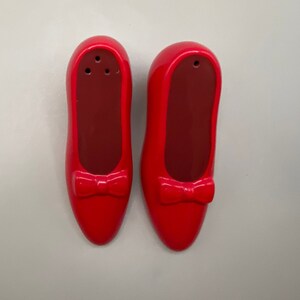 The Wizard of OZ Dorothy’s Ruby Red Slippers Salt and Pepper Shakers - Etsy