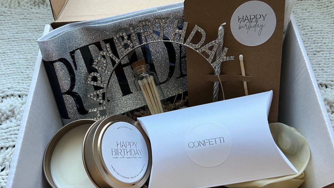 BIRTHDAY GIFT BOX, Birthday Gift Box Arrangement, Gift Box Arrangements ...