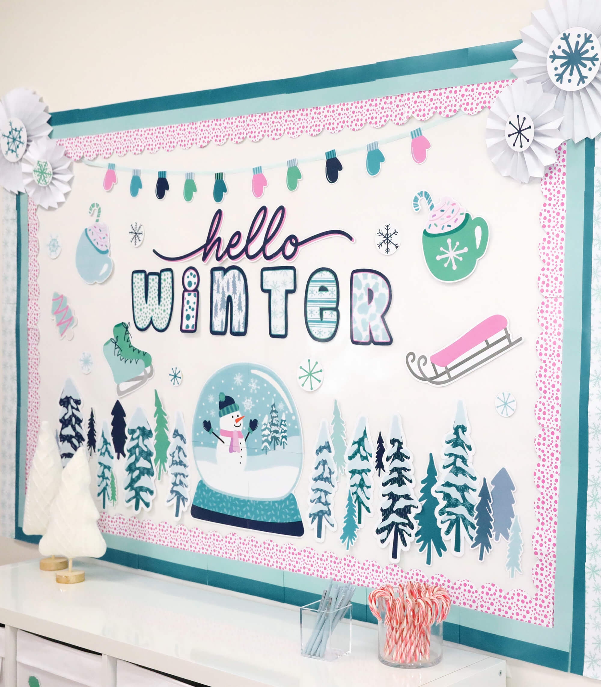 Hello Winter Printable Classroom Décor Bundle Winter - Etsy
