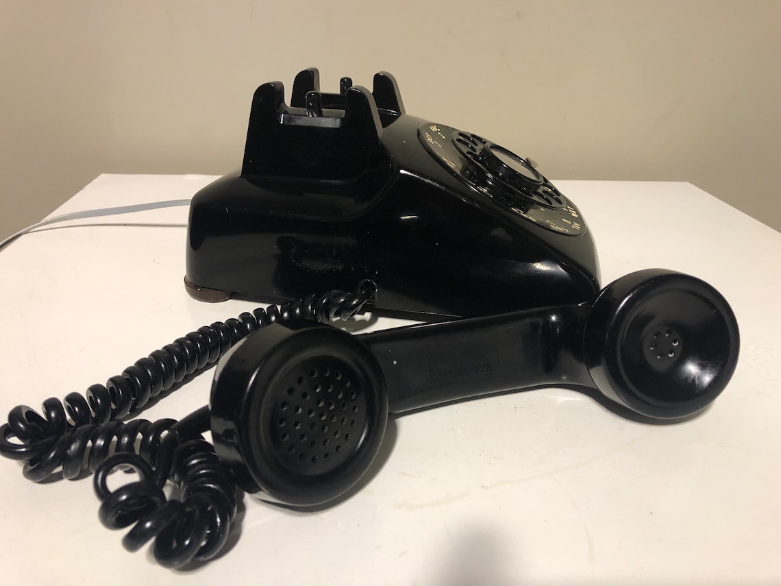 Vintage Black on Black Rotary Phone-500 NE - Etsy