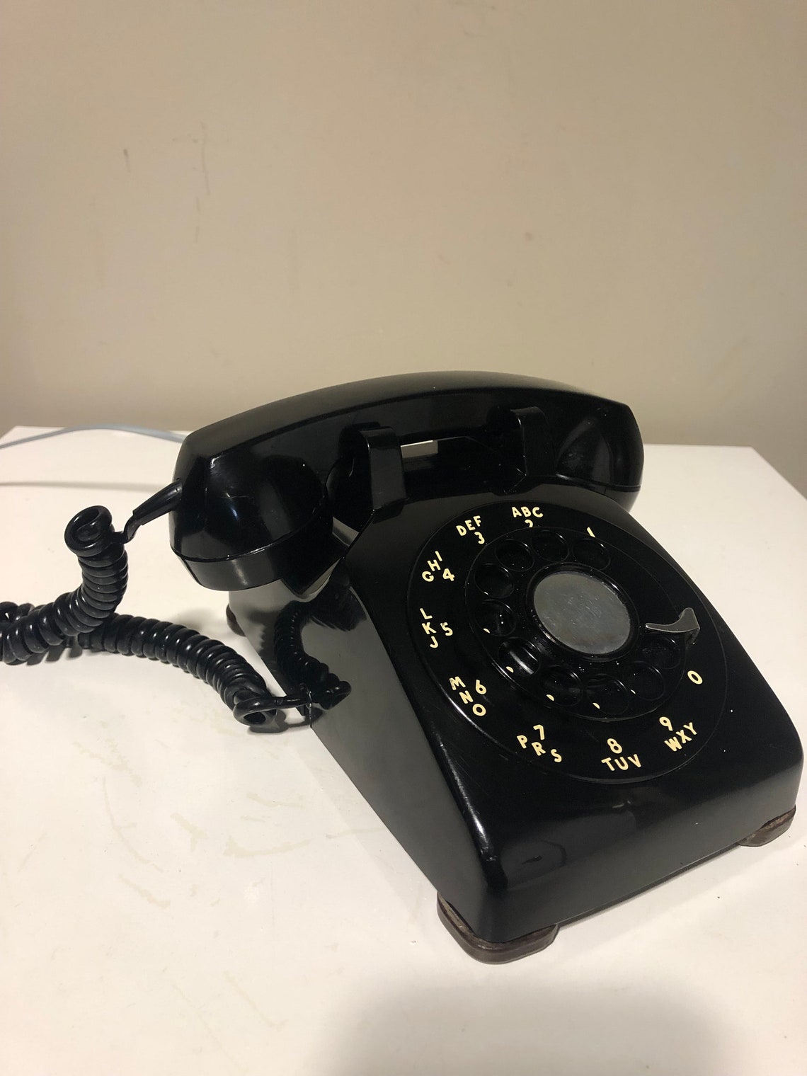 Vintage Black on Black Rotary Phone-500 NE - Etsy