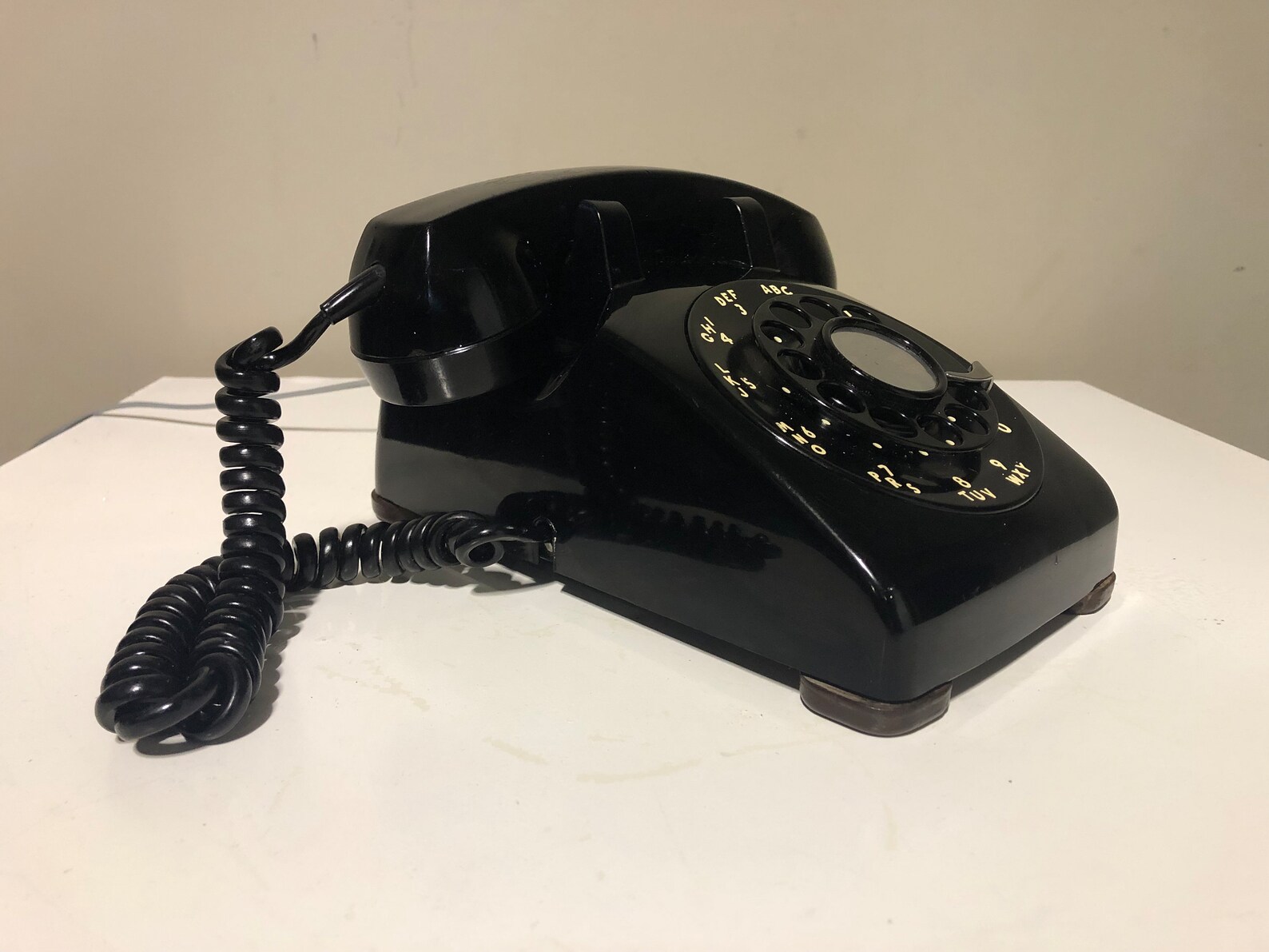 Vintage Black on Black Rotary Phone-500 NE - Etsy
