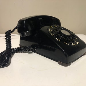 Vintage Black on Black Rotary Phone-500 NE - Etsy