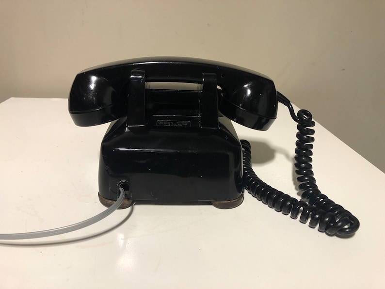 Vintage Black on Black Rotary Phone-500 NE - Etsy